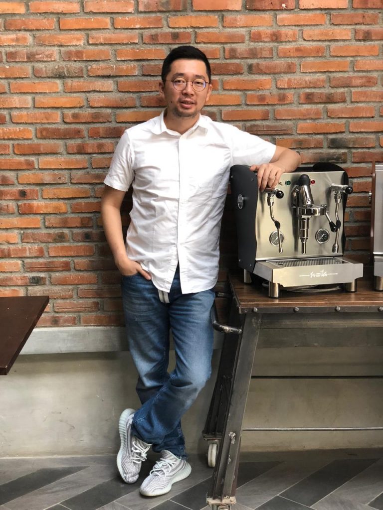 Robin Boe of Fore Coffee, A buzz from your phone: Startup Stories