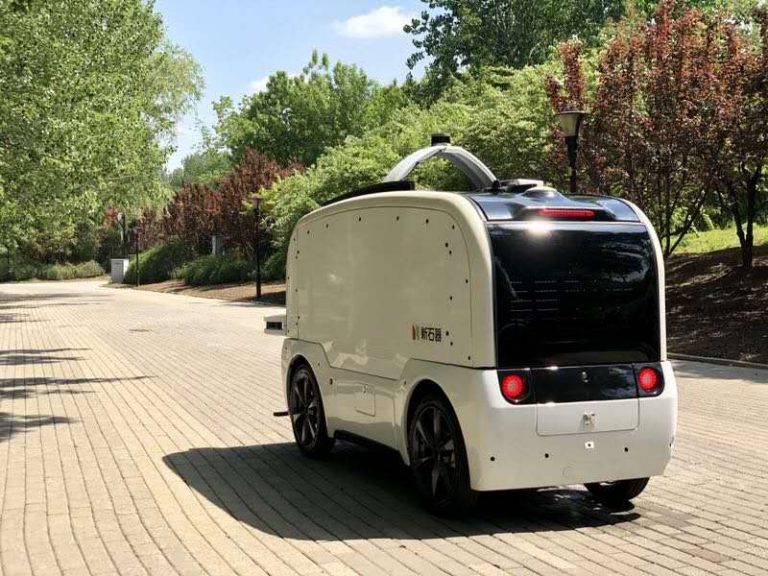 Meet the company behind China's self-driving vending machines: Inside ...