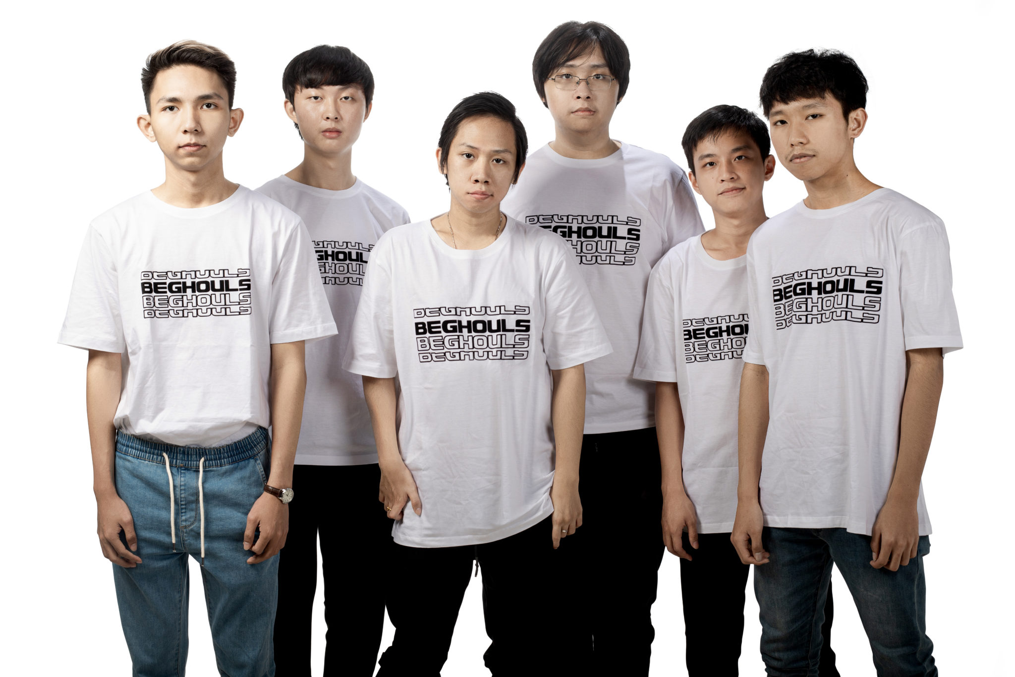 Burmese youths turn virtual fun into rewarding e-sports careers