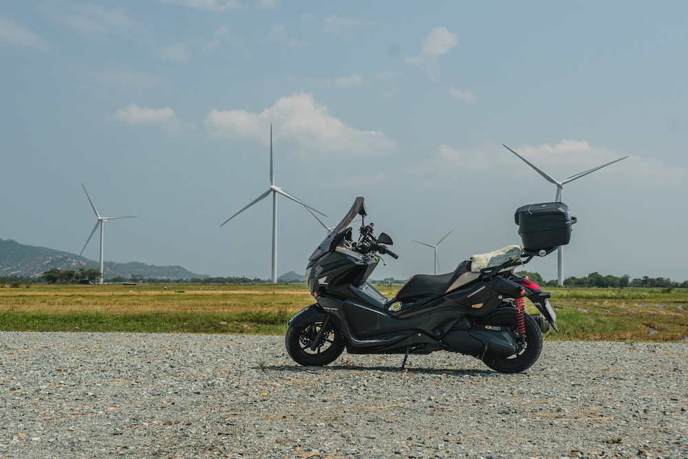 Thailand energy group PTT to make e-motorbikes with Taiwan's Kymco