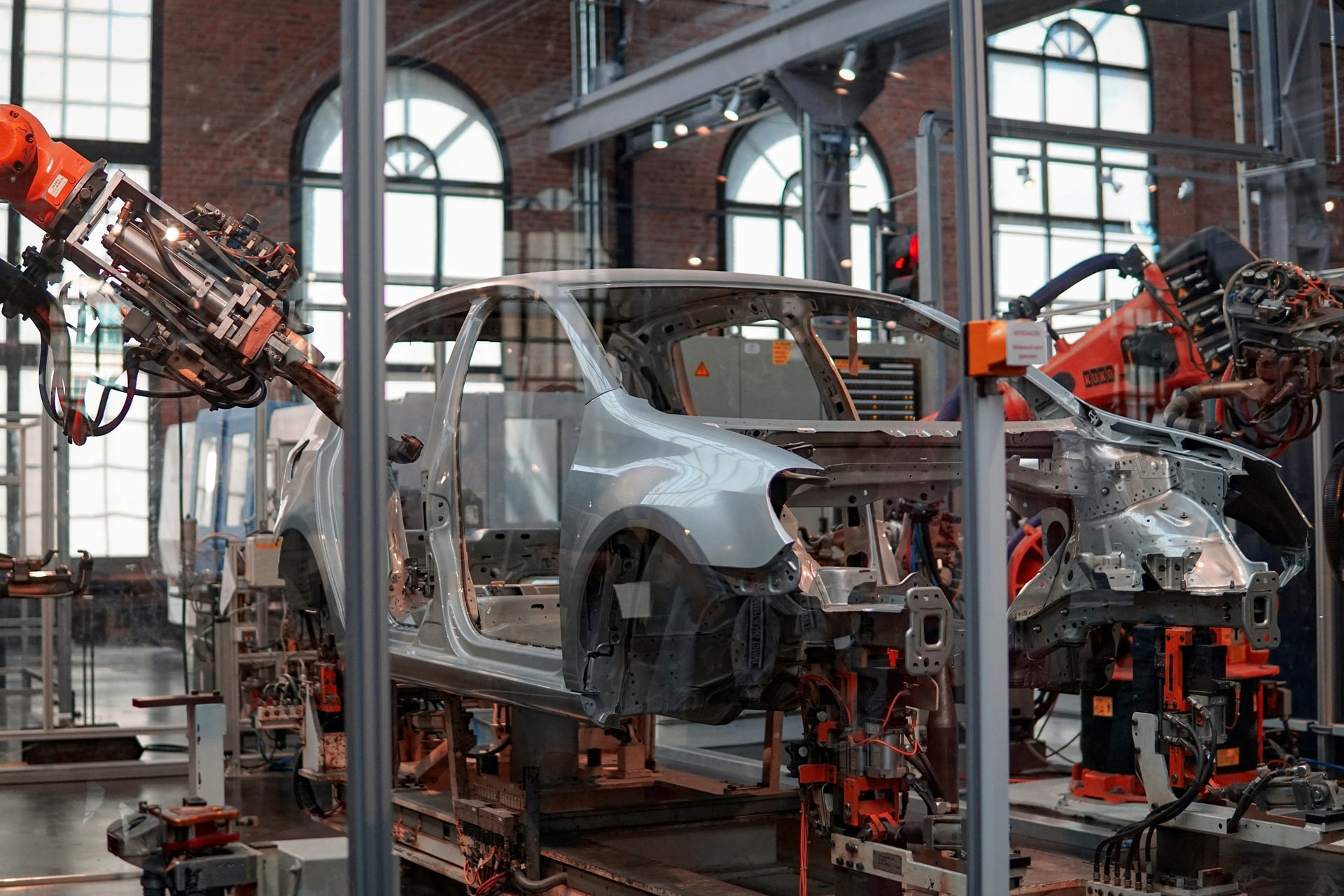 Japanese automotive parts makers scramble to prepare for EV shift | KrASIA