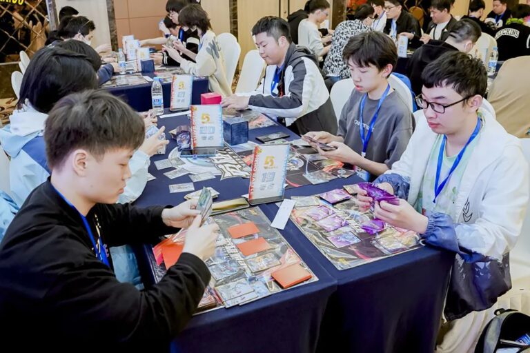 China’s collectible card craze: Kayou and major IPs drive a growing market