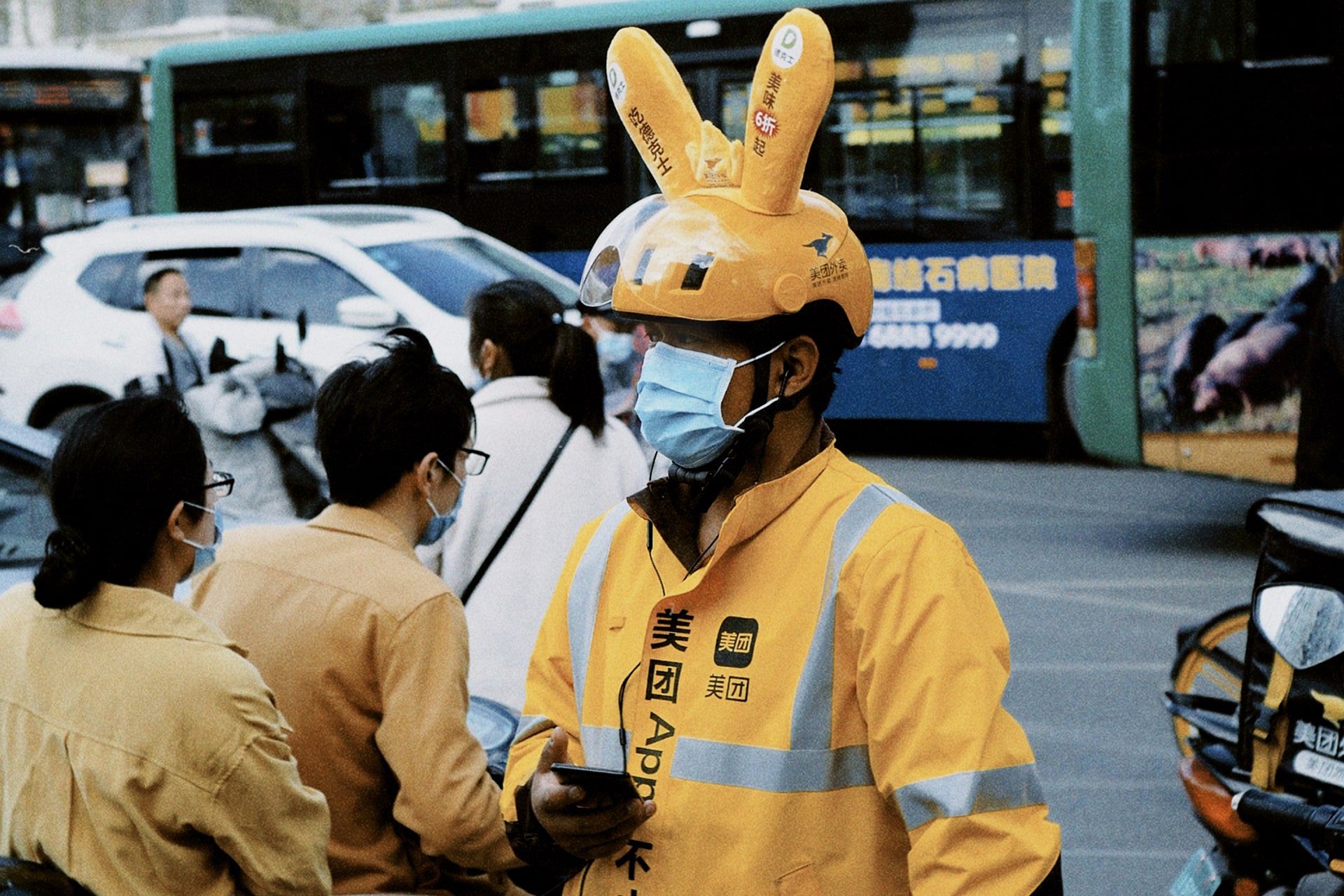 China's food delivery wars taking a bite out of Alibaba's, others' profits