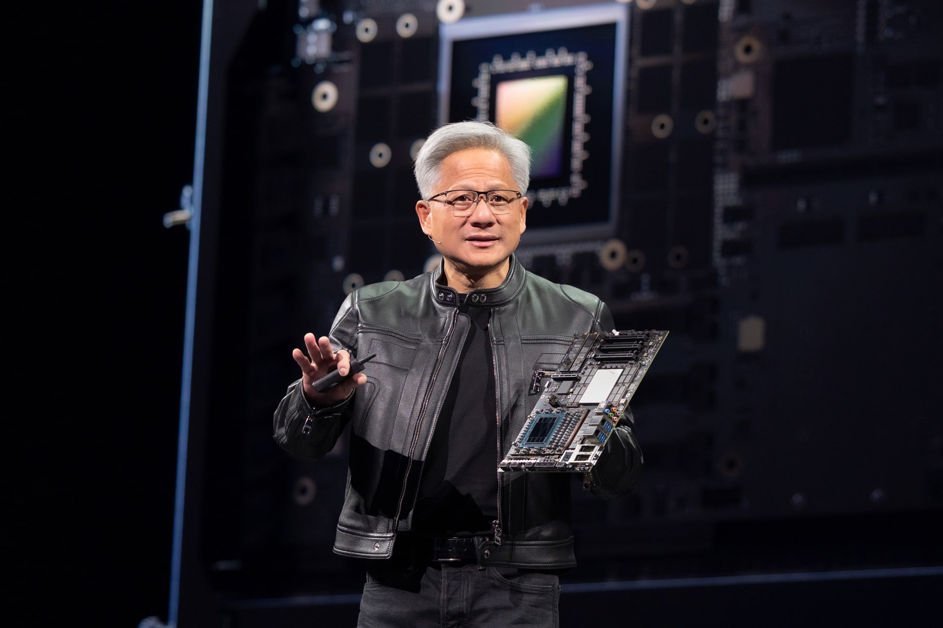 Nvidia pushes for more Samsung memory, deepening the supply crunch for ...